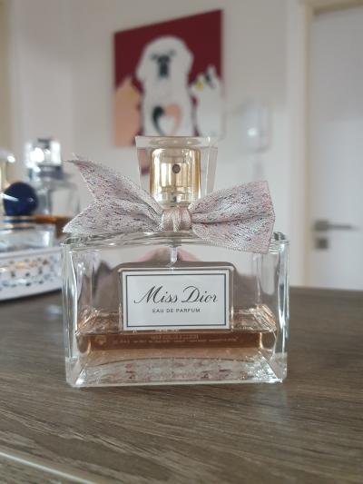 Miss Dior, Alive Intense od Hugo Boss, Extatic od Balmain,... - inzerce ...